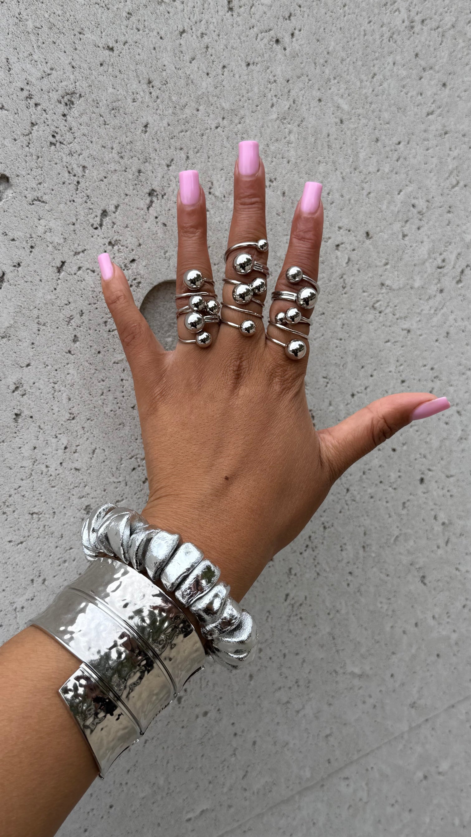 Stainless Steel Swirl Ball Ring – SelVon NYC